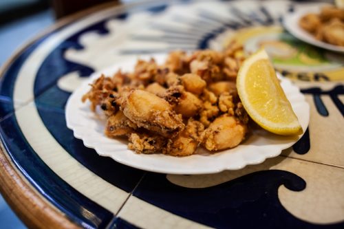 La Barceloneta Tapas and Wine Tour – Barcelona