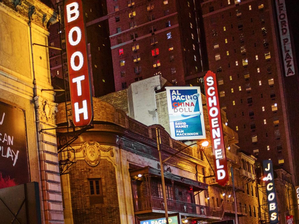 A Behind-the-Scenes Guide to Broadway in New York – Blog