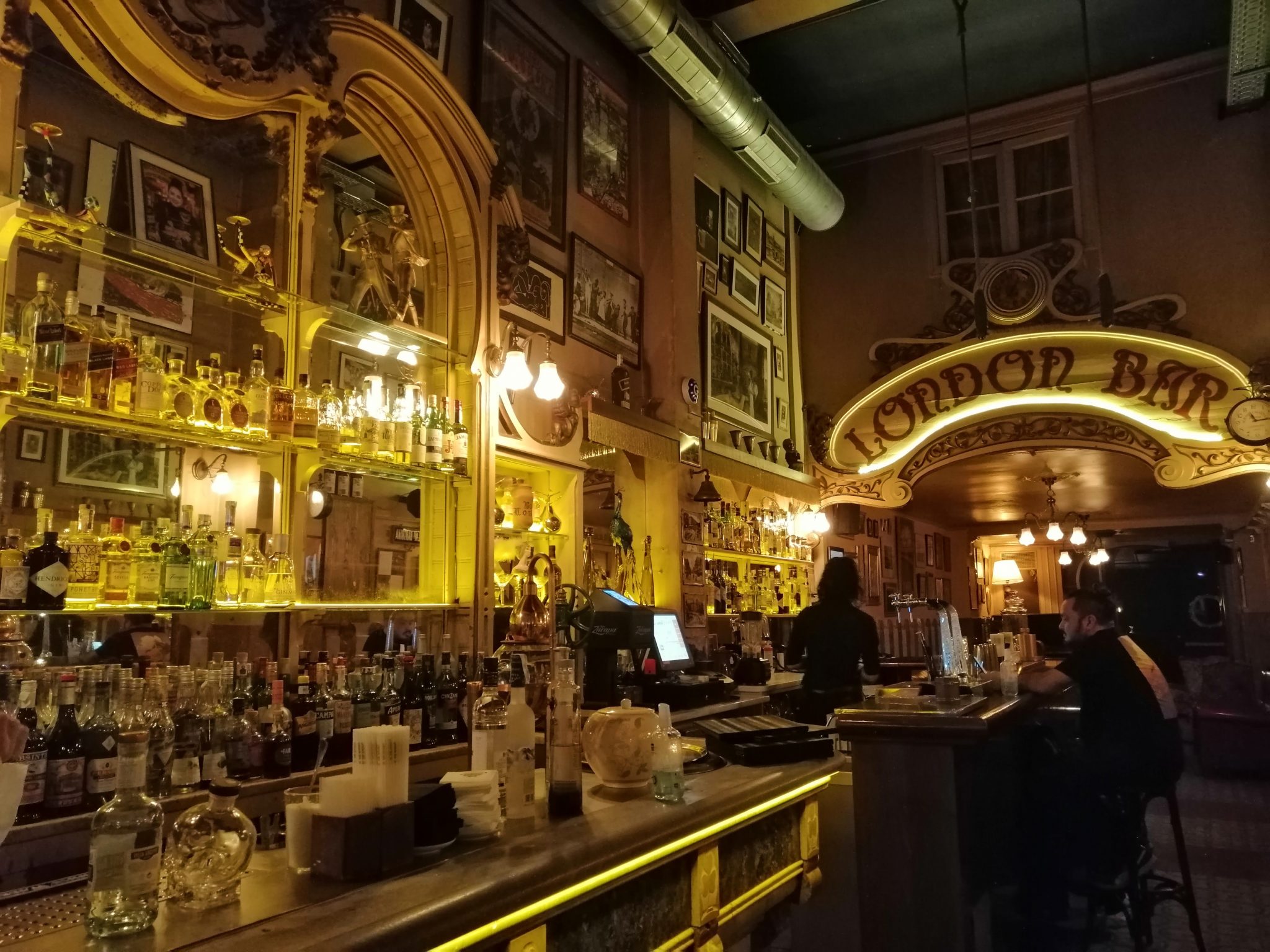 15 Things To Do in Raval as Told by a Local – Blog