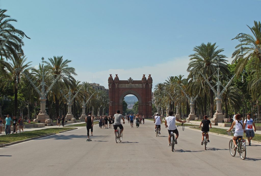 What To See and Do in Ciutadella Park, Barcelona’s Largest Urban Park ...