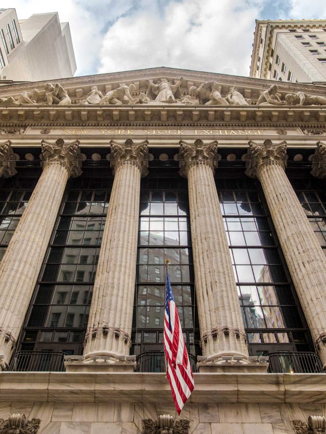 Lower Manhattan Walking Tour With Statue of Liberty Upgrade – New York