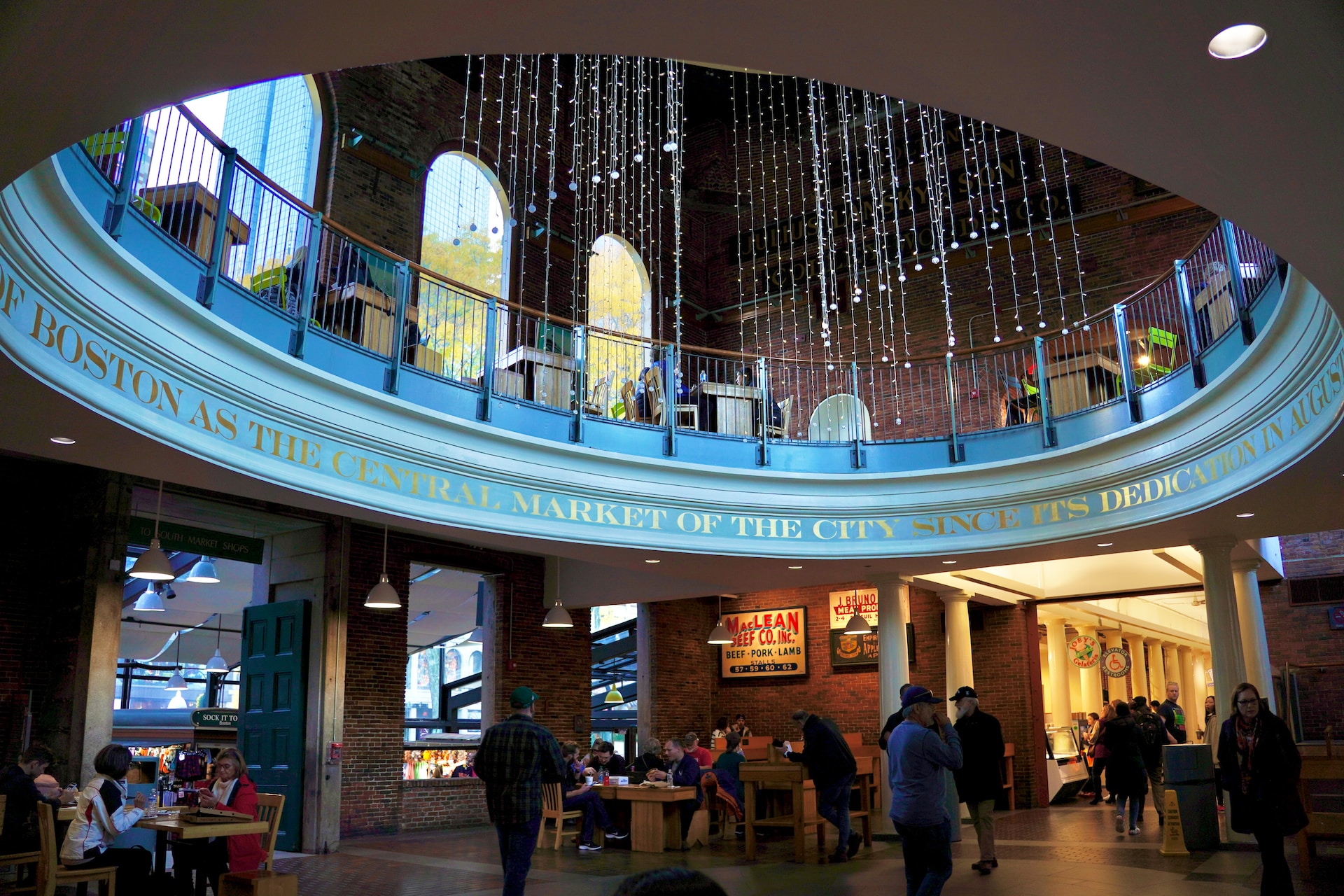 Guide to Faneuil Hall Marketplace: Best Food, Shops, Sights – Blog