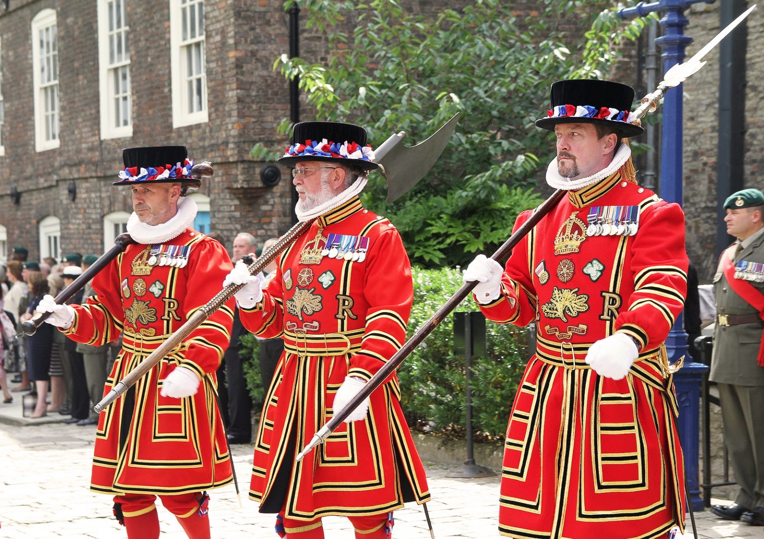 All About the Ravens at the Tower of London – Blog