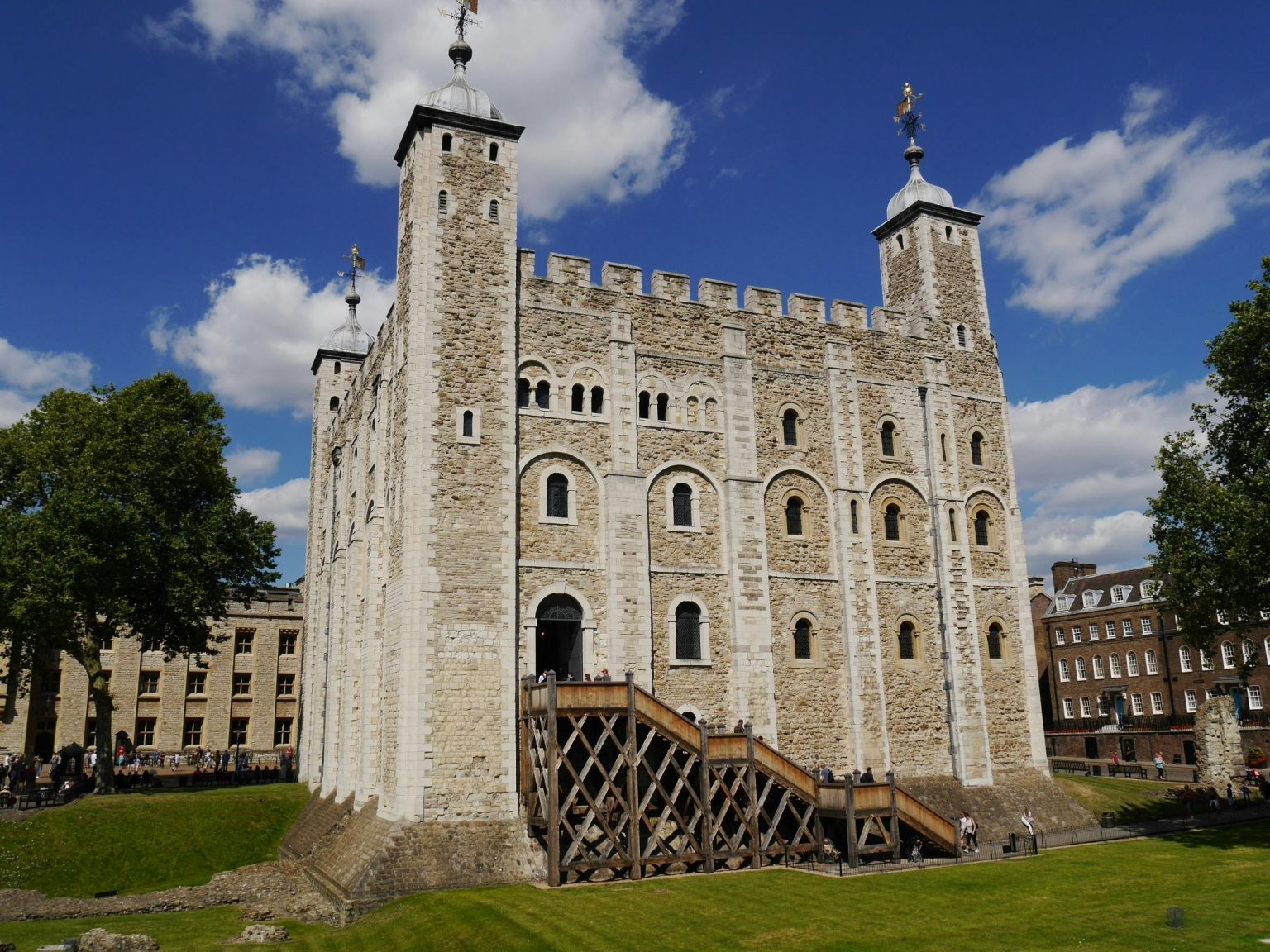 Everything To See Inside the Tower of London – Blog